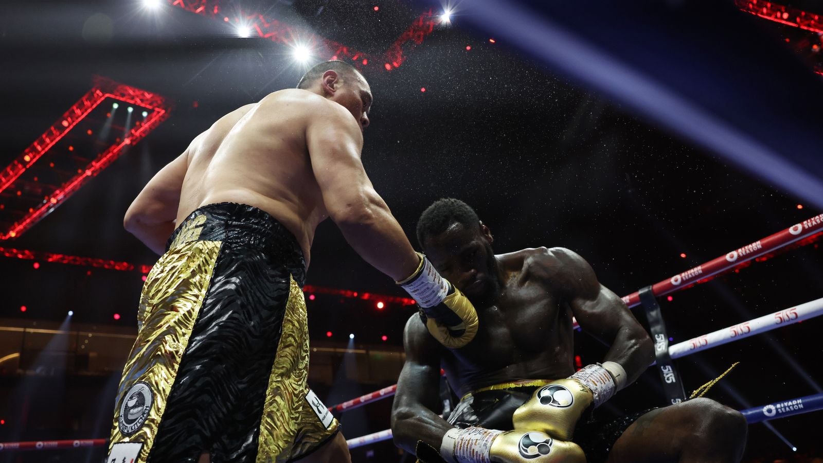 Big bang! Deontay Wilder lived by the sword and goes out by the sword ...